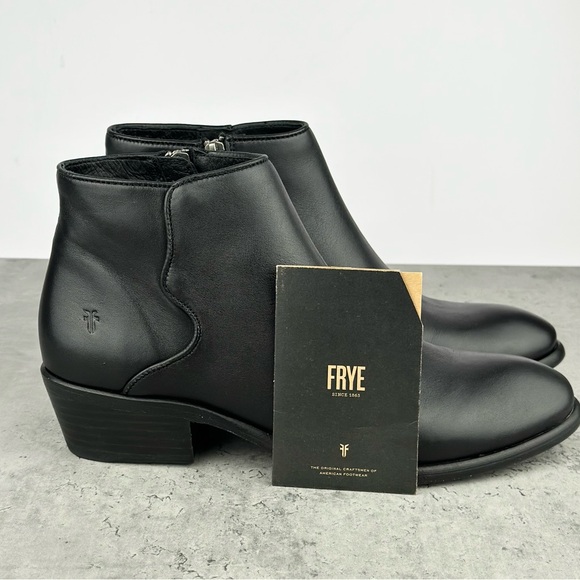 Frye | Shoes | Frye Carson Piping Boots Womens Size 95 Black Leather ...